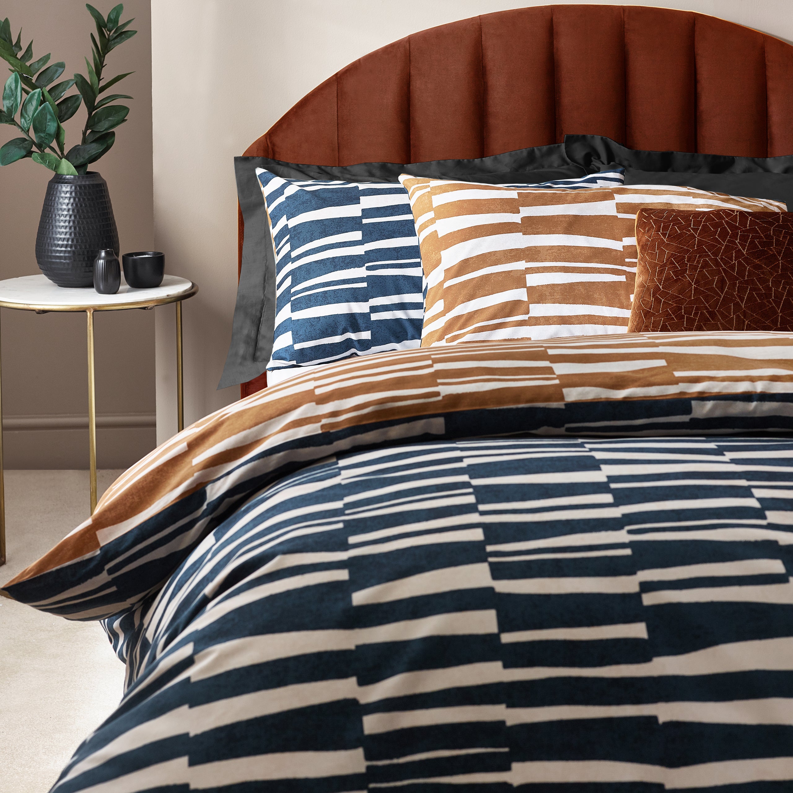 Dusk Bronze Hoem Piper Abstract Cotton Rich Reversible Duvet Cover ...